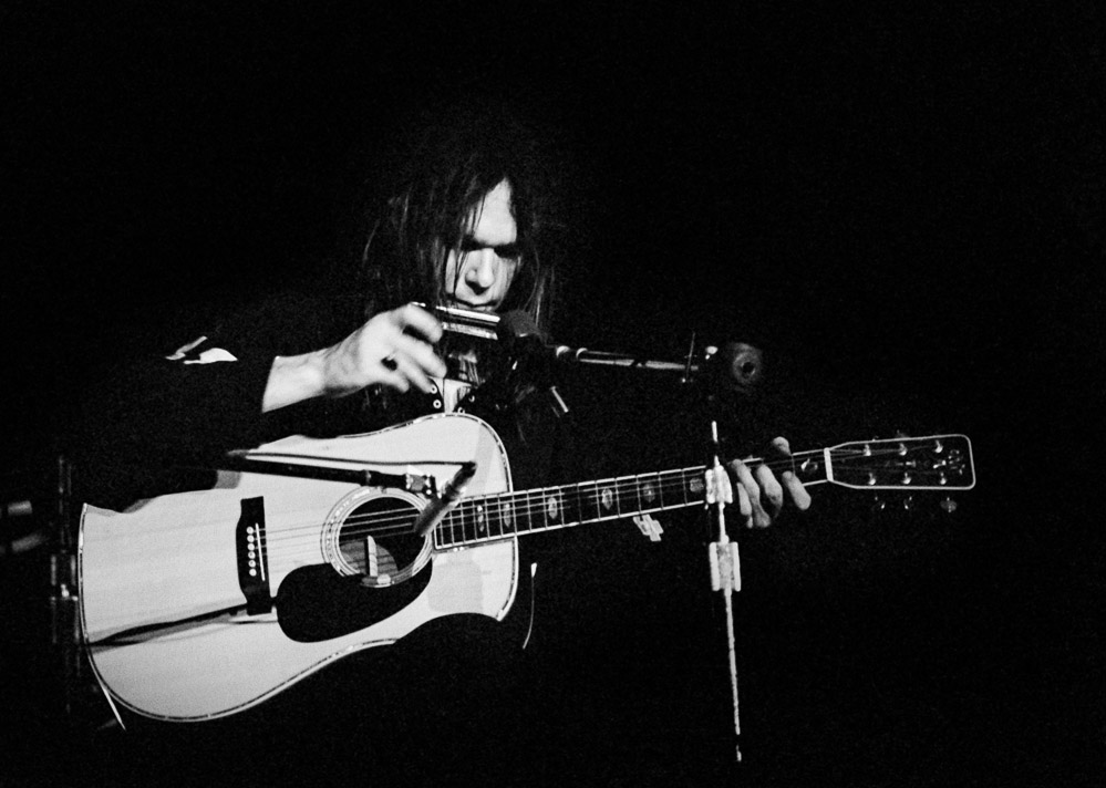 Nieto Ni Lo Otro, De Todo Un Poco: Neil Young sigue dando a luz ...