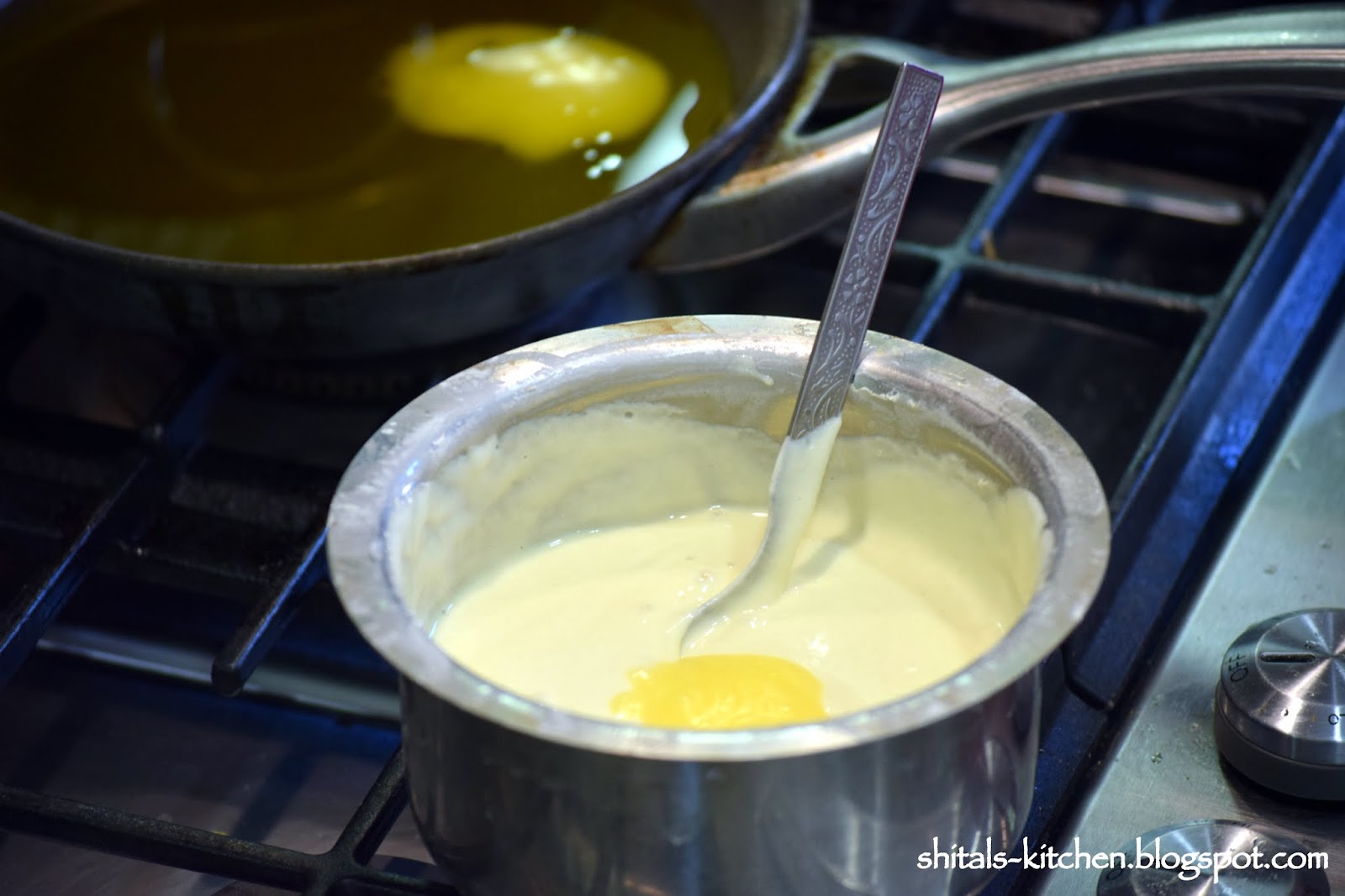 Shital's-Kitchen: Jalebi/ Chocolate Jalebi/Chocolebi