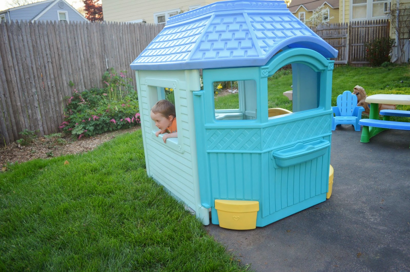 In the Little Yellow House: The Playhouse Repainted!