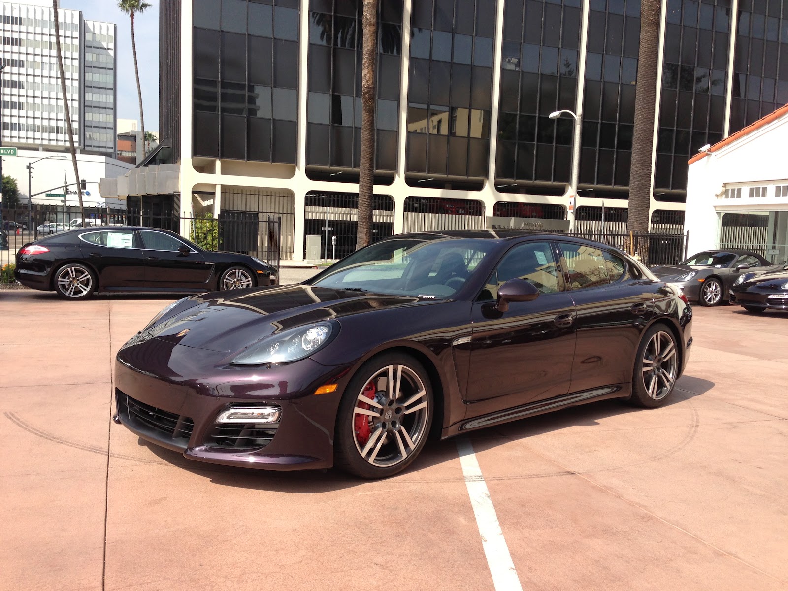 The Porsche Guy : Today's Three P's: Purple Porsche Panamera. OMG.