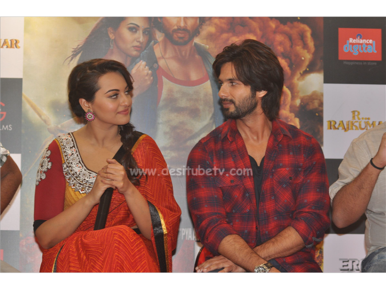 All about content: Shahid Kapoor & Sonakshi Sinha promote R...Rajkumar ...