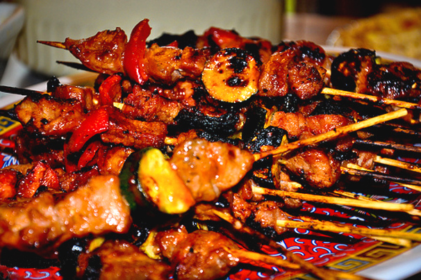 Gourmet Israel: Kebab de cordero o pollo, con el color de nuestras especias