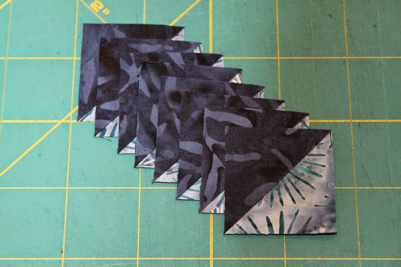 Jen Daly Quilts: Happy New Year and Free Pattern!