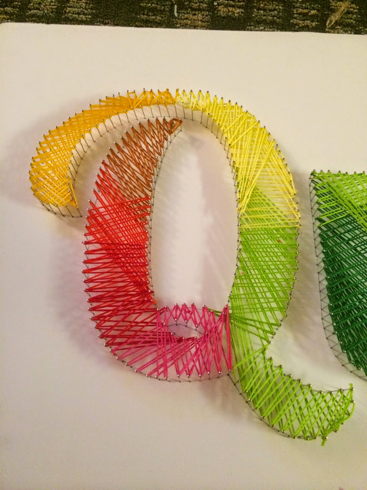 Rachel Rising Designs: { DYI String Art }