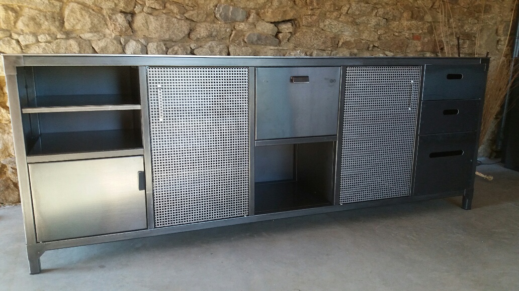 C.FACTORY CREATION: BUFFET METAL