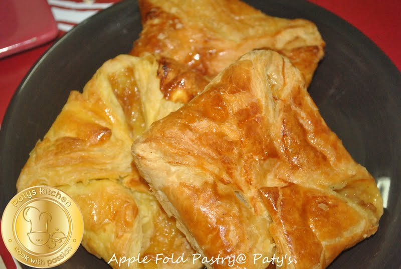 PATYSKITCHEN: APPLE FOLD AKA APPLE FLAP