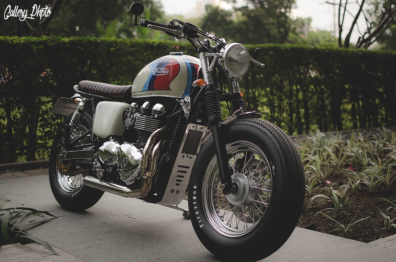 BRAT‬ Tracker - RocketGarage - Cafe Racer Magazine