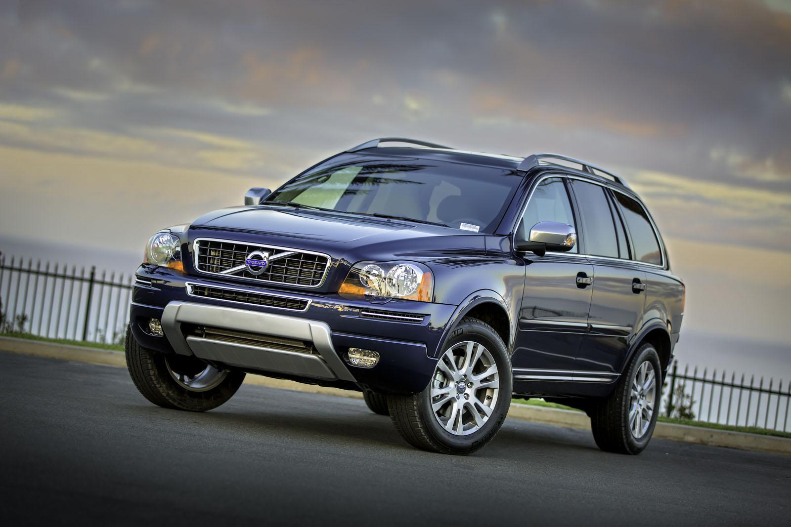 Best Car Models & All About Cars: 2013 Volvo XC90