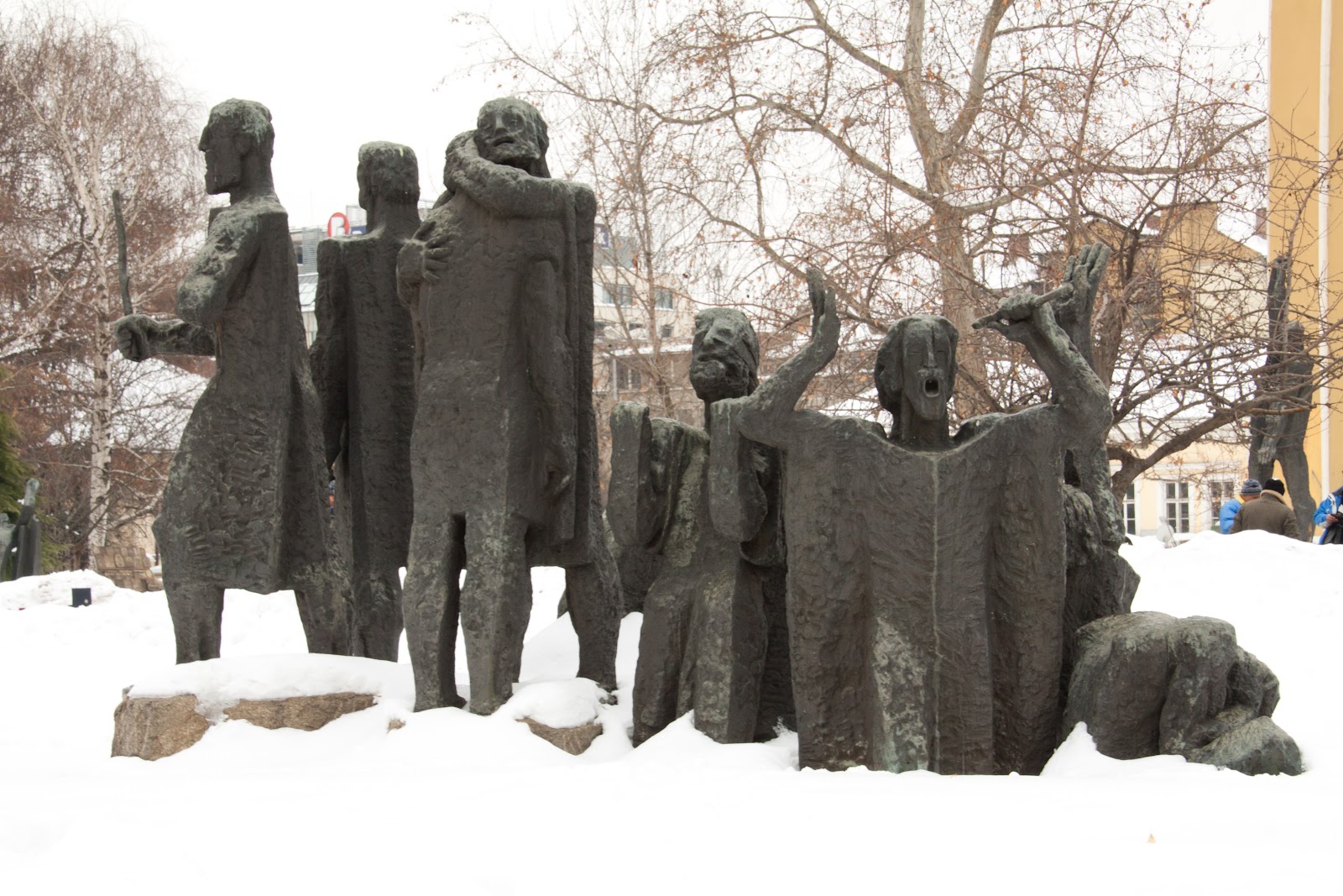 Peach and Thistle: Bulgaria: Statues of Sofia