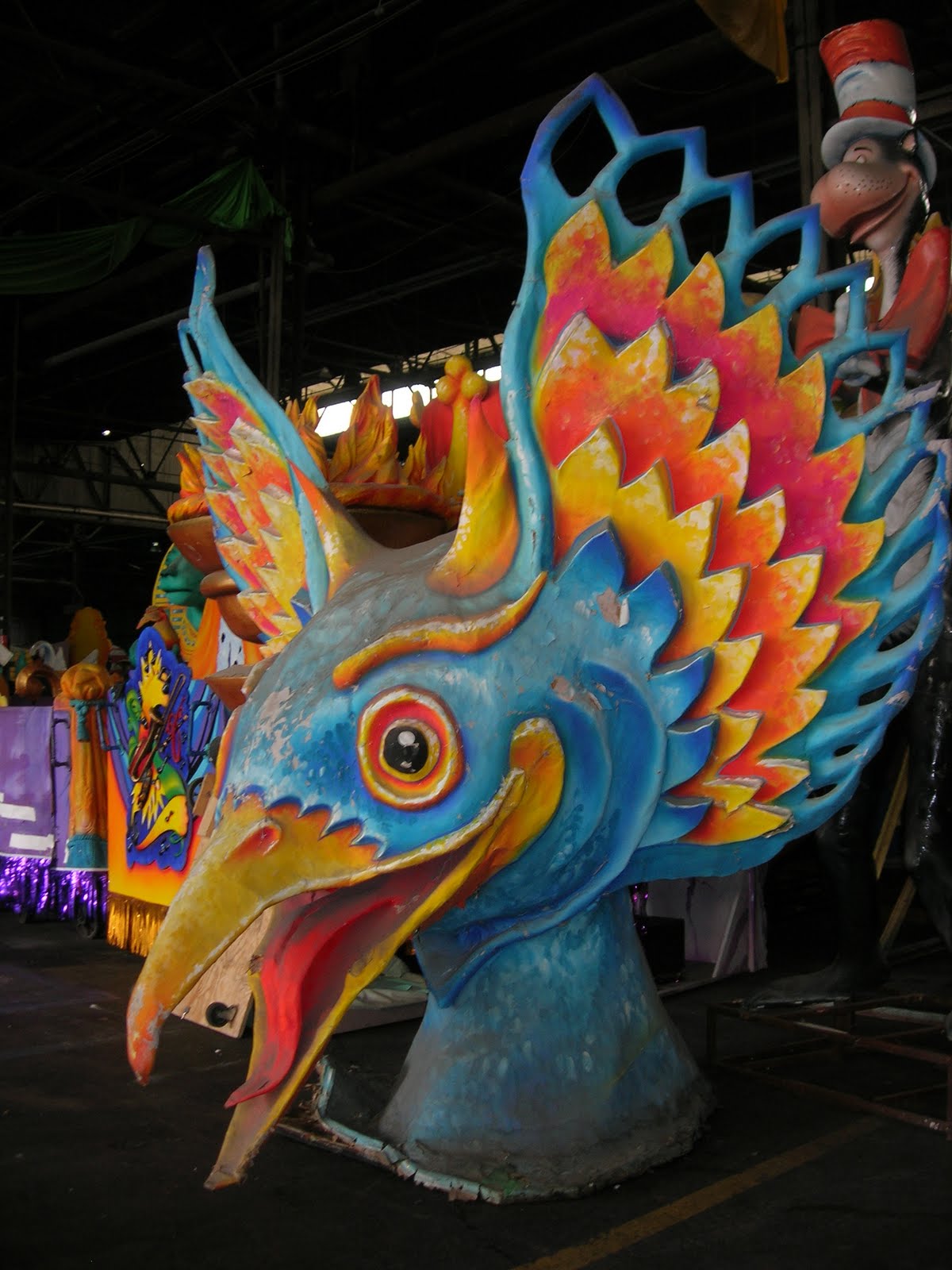 Wendy's Wonderings and Wanderings: Mardi Gras float warehouse