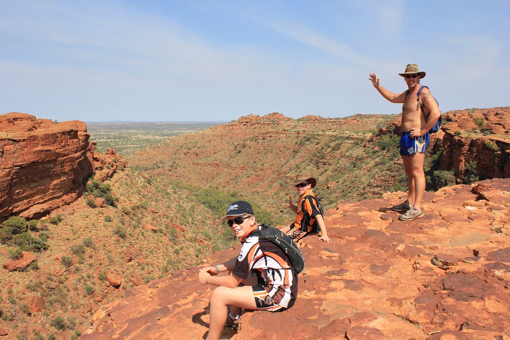 Kelso's Great Aussie Adventure: Kings Canyon to Redbank Gorge