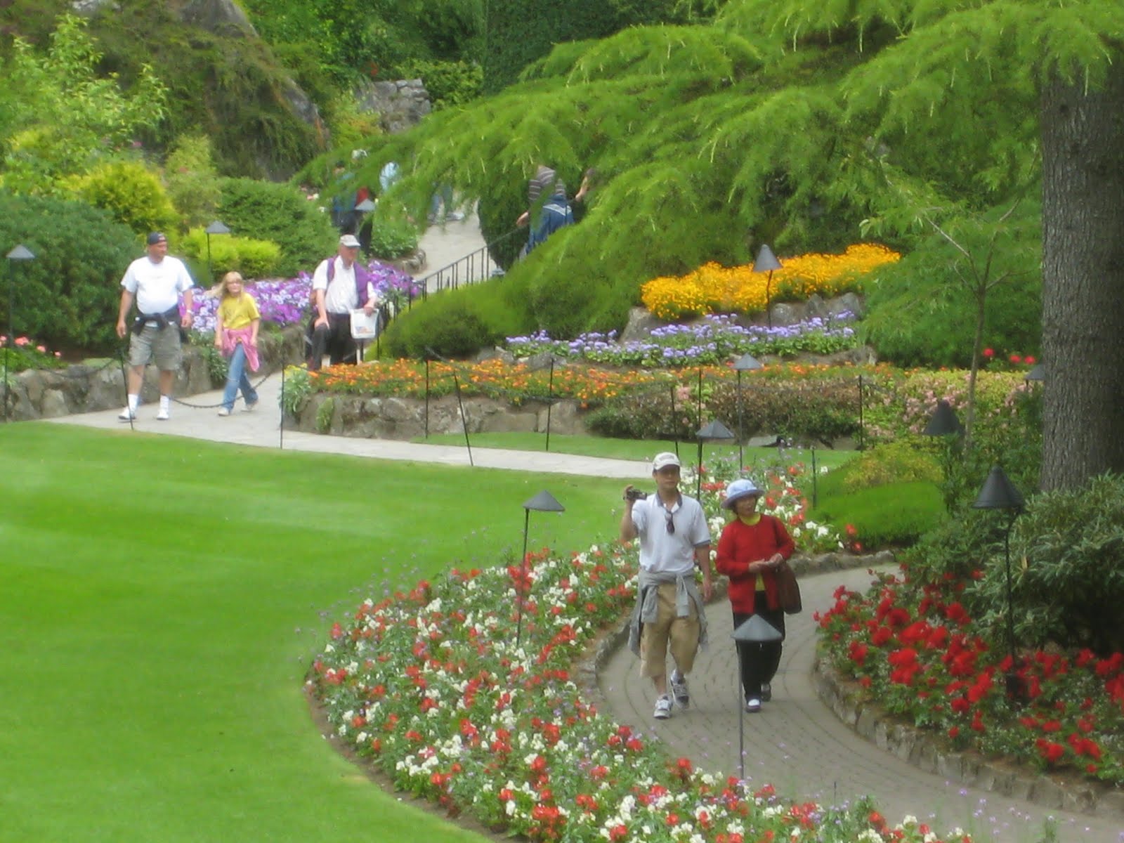 The Further Adventures of Ed and Janet: Butchart Gardens