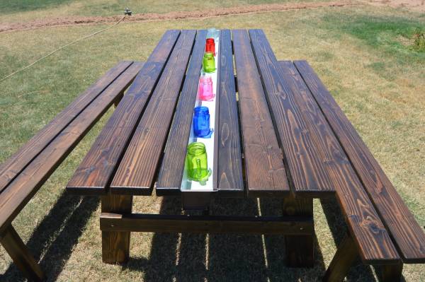 ~The Rusty Roost~: Ultimate Party Picnic table with ice cooler center