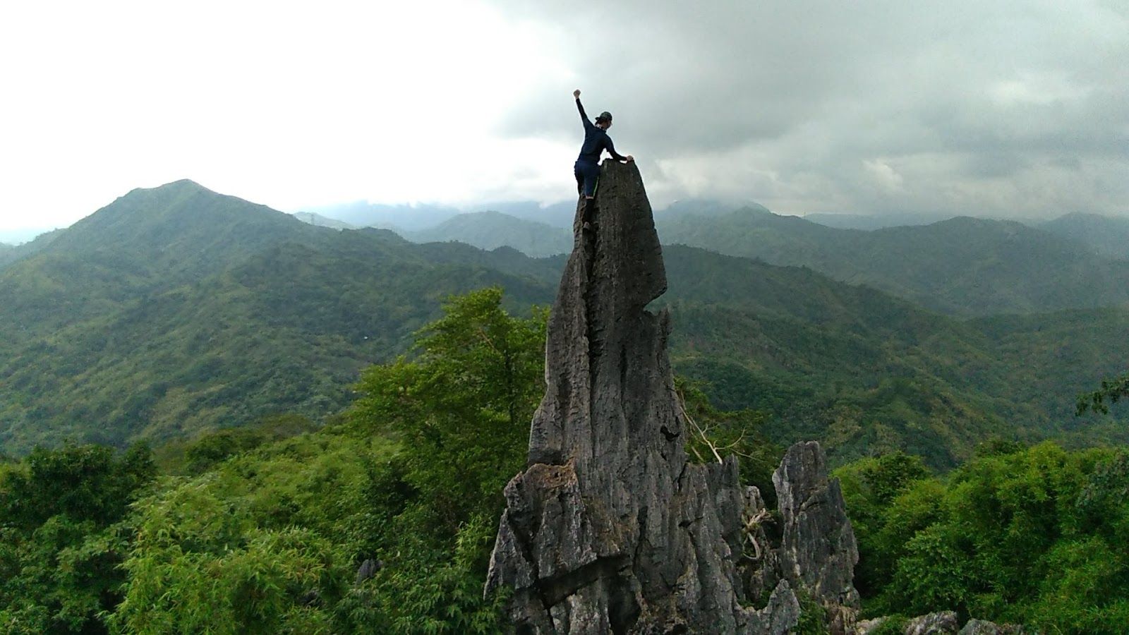 The Novice Trekker: Mascap MultiPeak Hike - Espadang Bato (455+ MASL ...