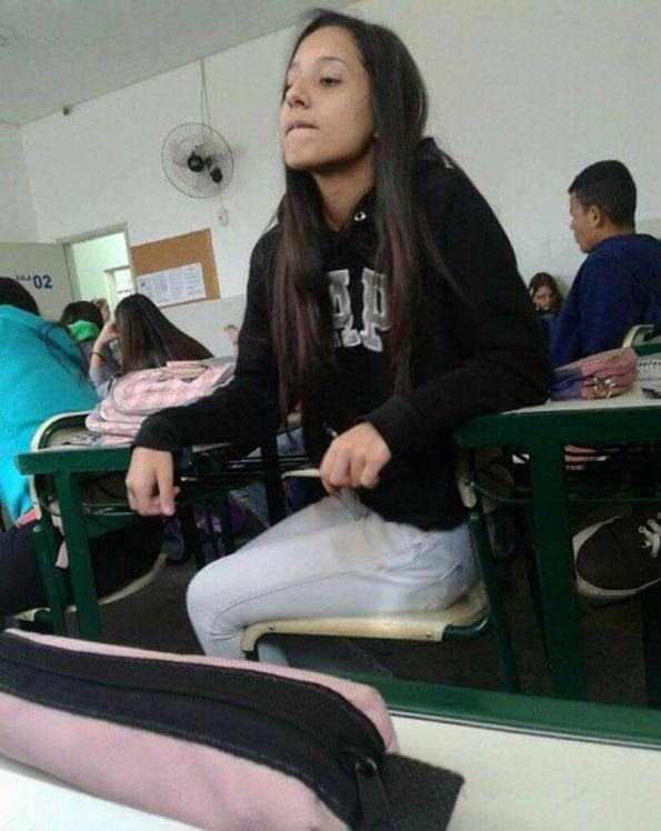 Nicole novinha caiu na net