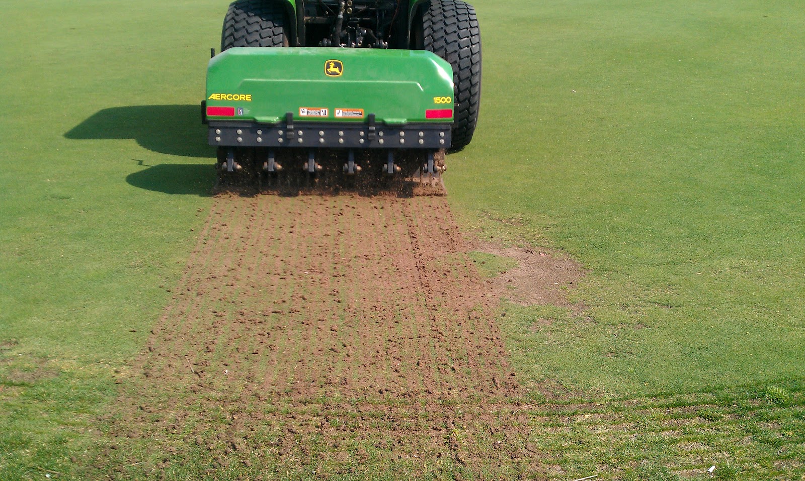 Lake Valley Grounds: Deep Tine Aerification