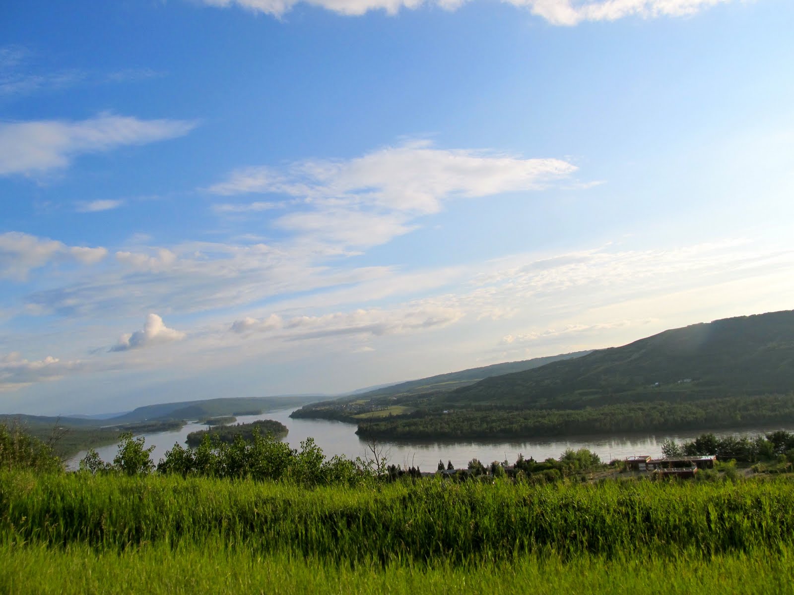 Jeff & Cass Travel Blog: Views of The Mighty Peace Country