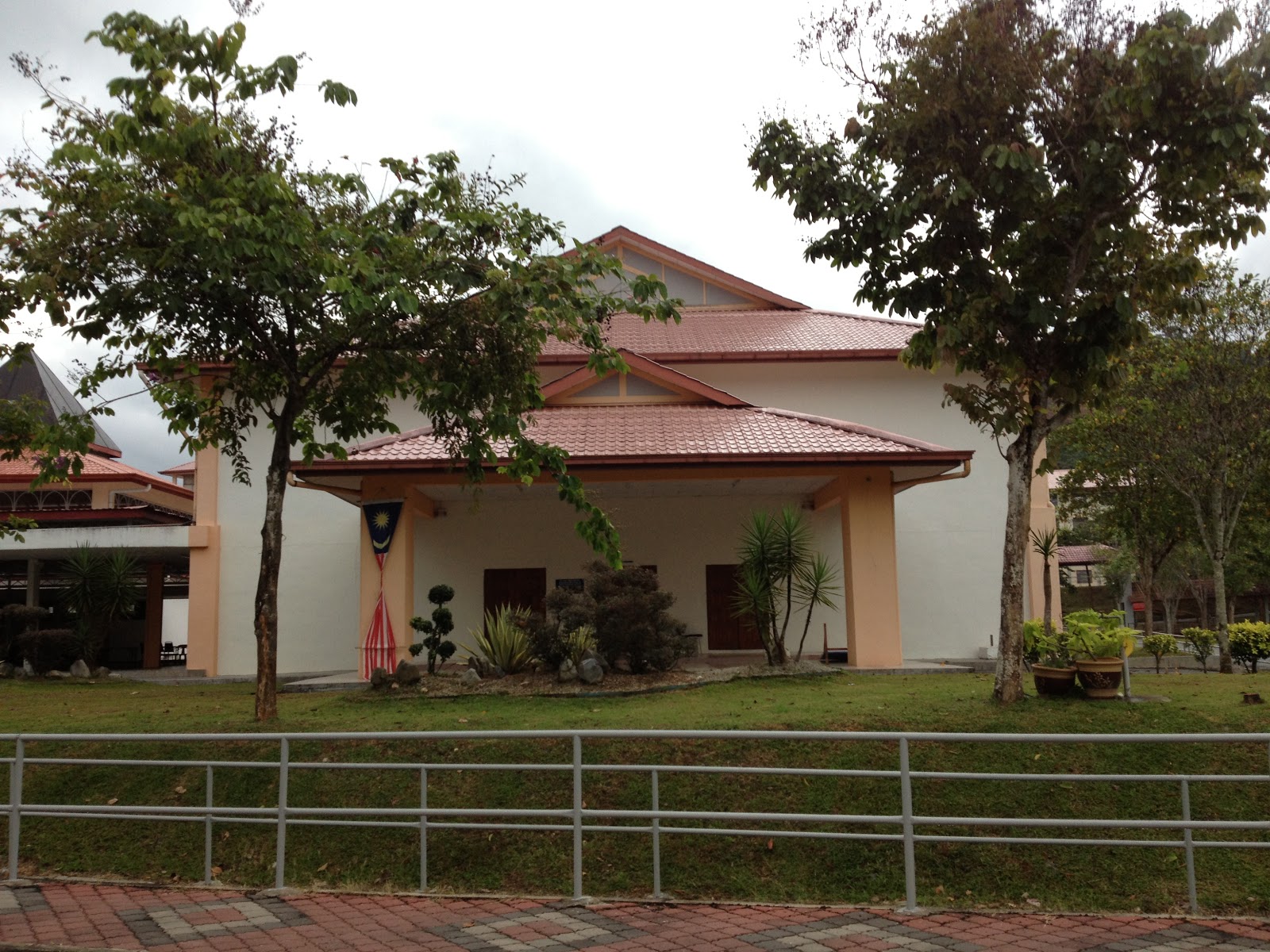 BUKIT KACHI IN UUM: DEWAN KACHI DI UUM