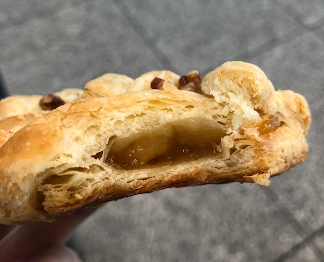 Pecan Maple Danish From Tim Hortons / ティム・ホートンズのピーカンメープル デニッシュ ~ I'm ...