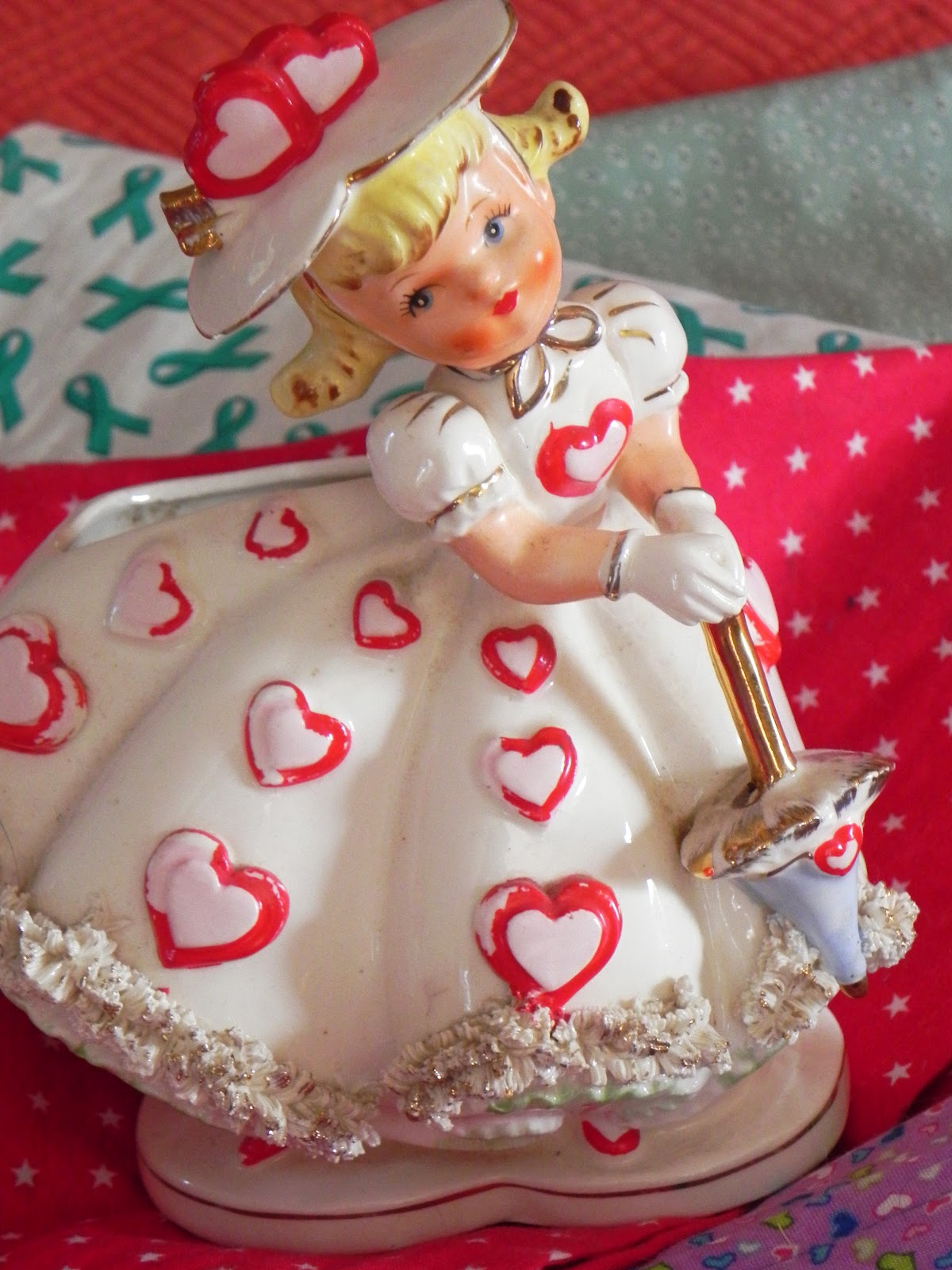 My Sister's Cottage: Collectible Kitsch Ceramics