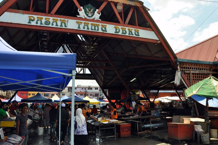 kopi-n-pes: Pasar Minggu Satok