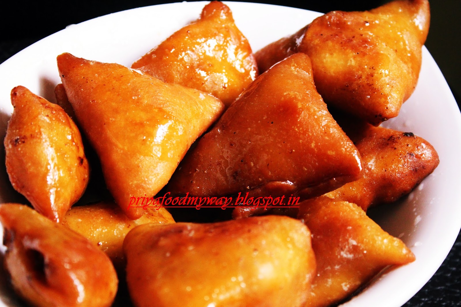 Flavors & Spices of India: Recipe Of Mishti Singara/Sweet Samosa
