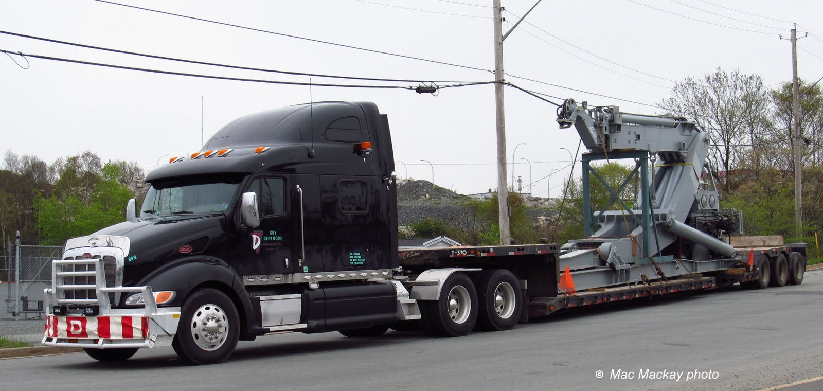 Truckfax: Black Pete 587