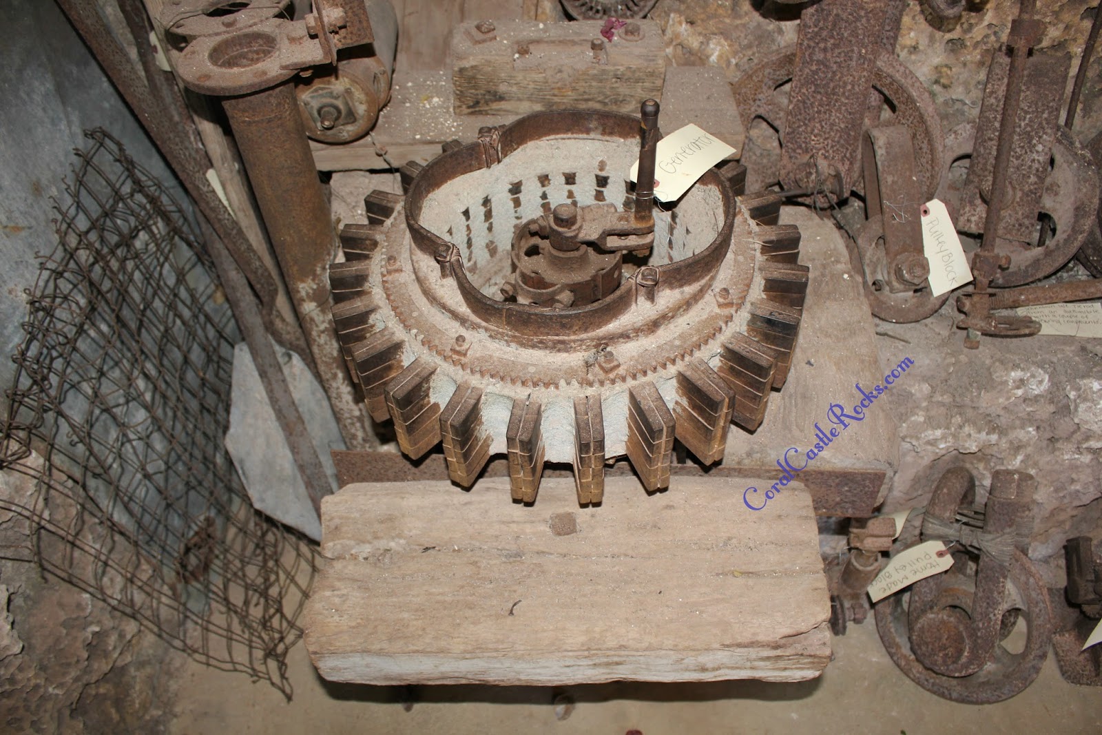 Perpetual Motion Machine - Magnetic Flywheel at Coral Castle. Edward ...