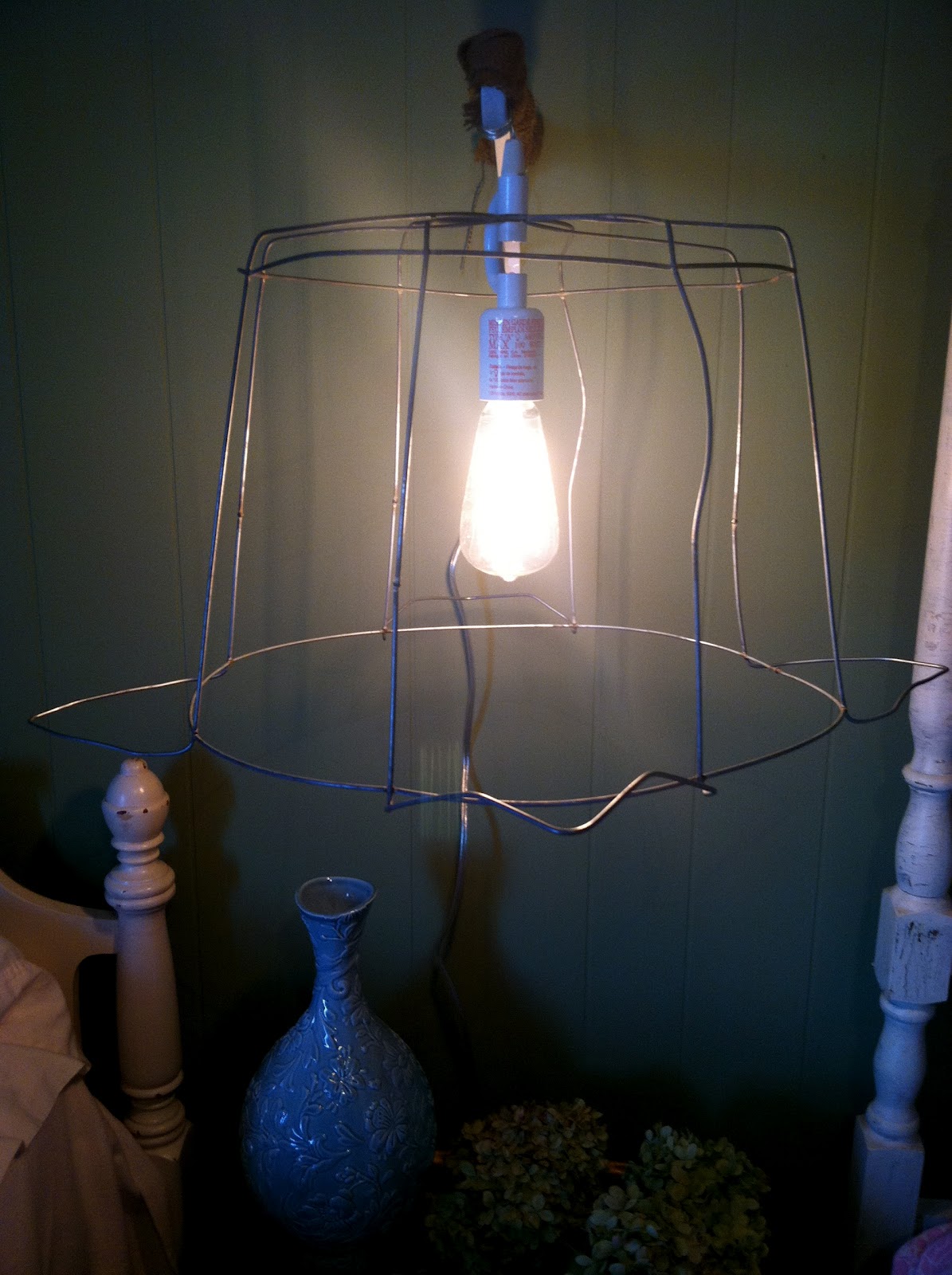 DIY Wall Lamp | Sunday Sisters