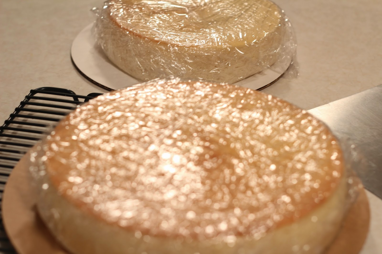 Scrumptilicious 4 You: Wedding Cake 101: The Basics Tutorial