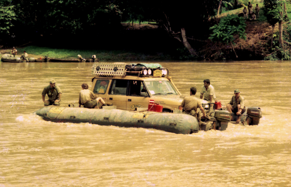 Borneo 4X4 Adventures: One Life. Live It. (The Camel & I)