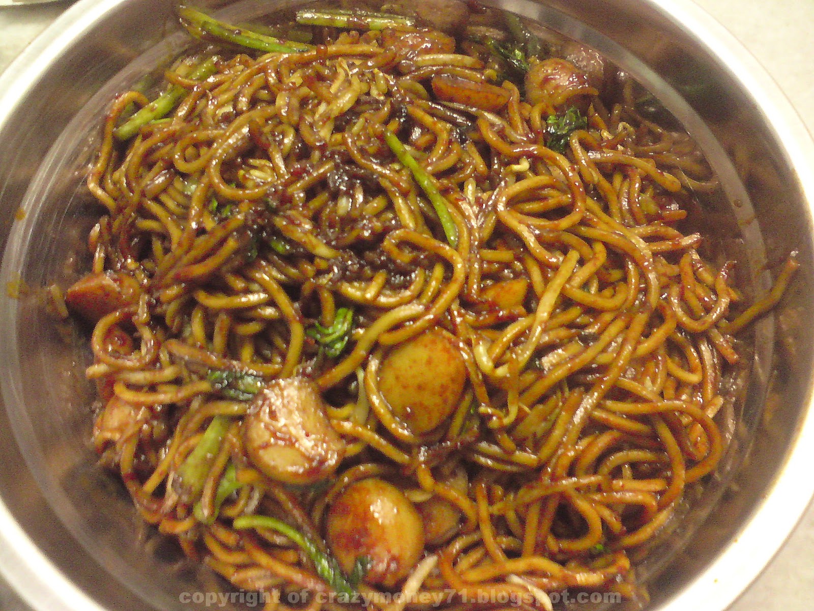 Blog Cik Ina Do do Cheng: mee goreng pedas ; kak limah makan sambil ...