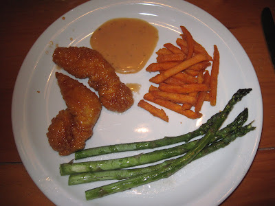 Eric and Courtney: homemade Winger's freakin' amazing sauce!