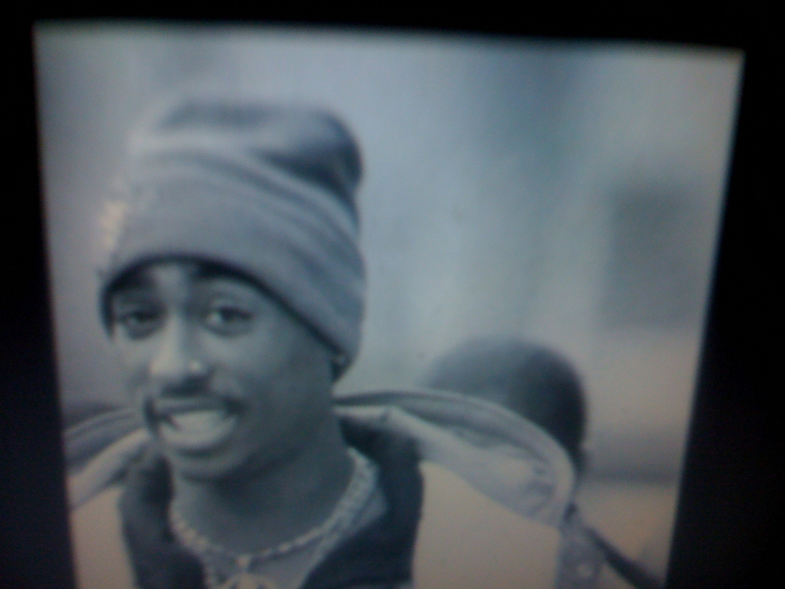 THE BLACK SOCIAL HISTORY:: BLACK SOCIAL HISTORY : 2PAC A BLACK YOUNG ...