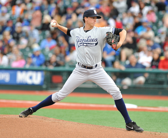 Bleeding Yankee Blue: CUBS SNAG MULLEE FROM YANKS