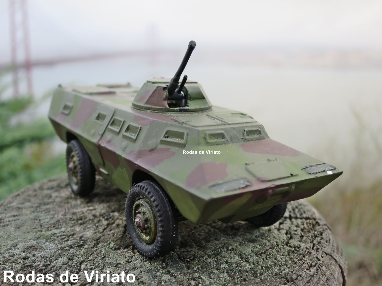Miniatura Chaimite V-200 da Automodelos (1/3) - 13.º Aniversário Rodas ...
