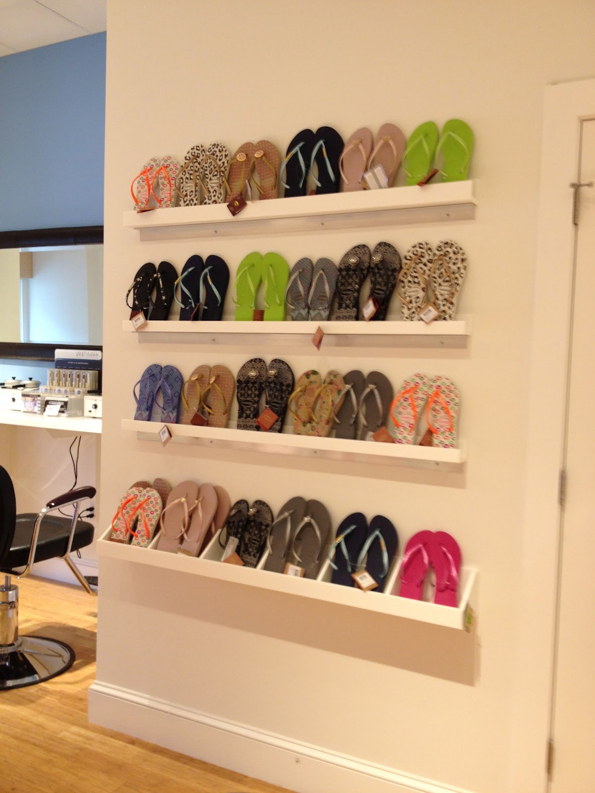 What 2 Wear When...: W2WW Around Town - MiniLuxe is Lux