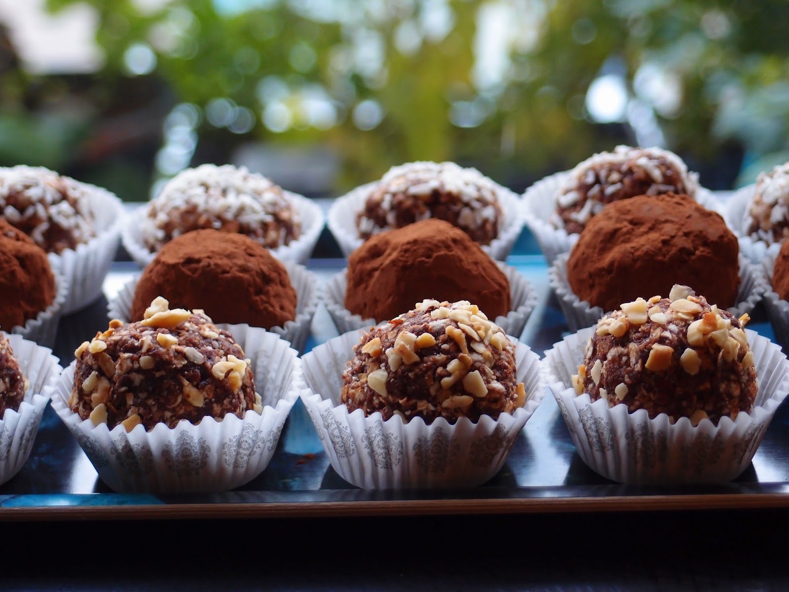 The VegHog: Danish style cocoa and rum balls