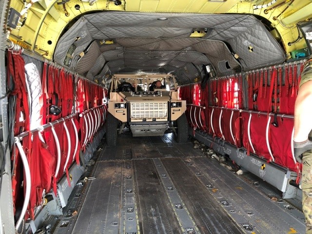 Defensa y Armas: El NETON, el vehículo de operaciones especiales de EINSA