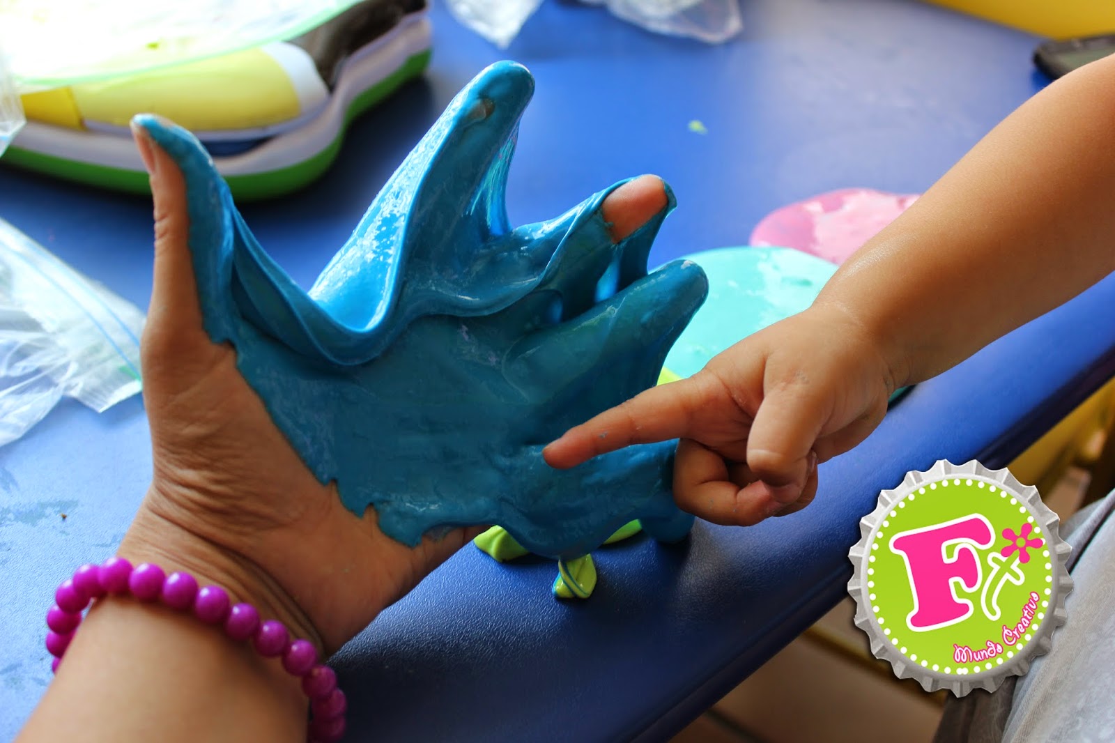 Mamá es Youtuber!: Como hacer Slime o moco PARA NIÑOS!