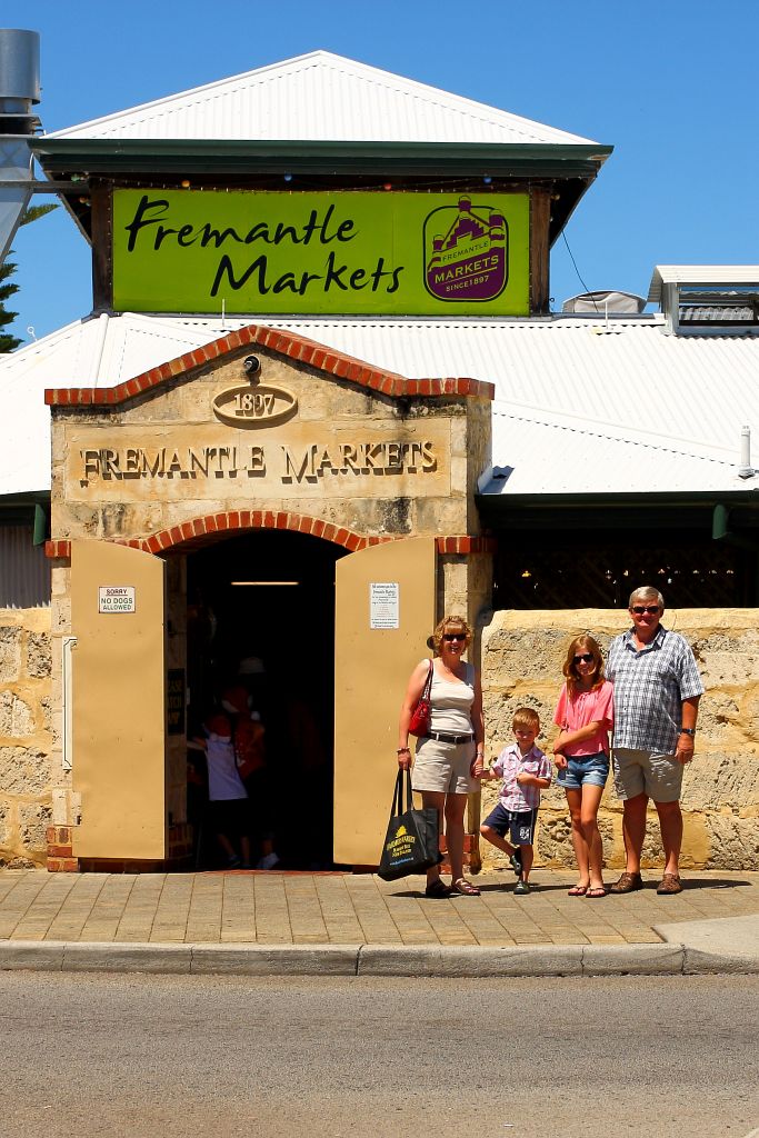 The Aussie Van's: Bok at Freo Markets and our Weber roasts