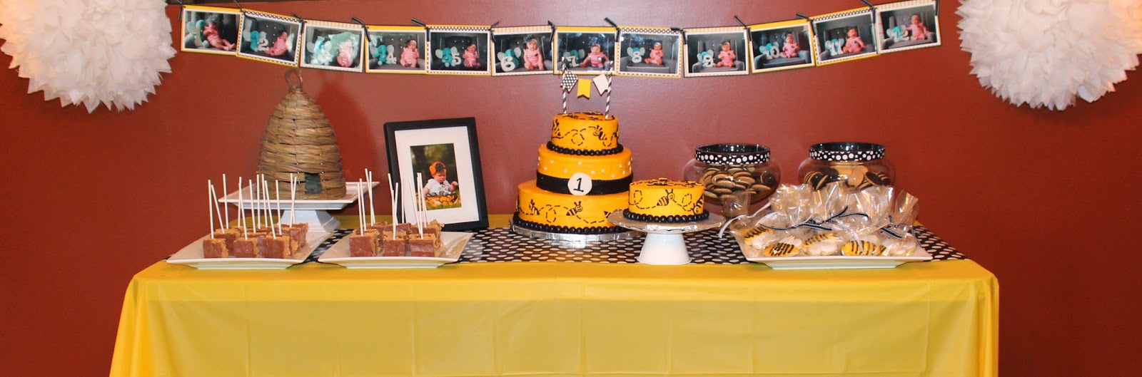 The Ginger{bred} House: Kimber's First Bee-Day: The PARTY!