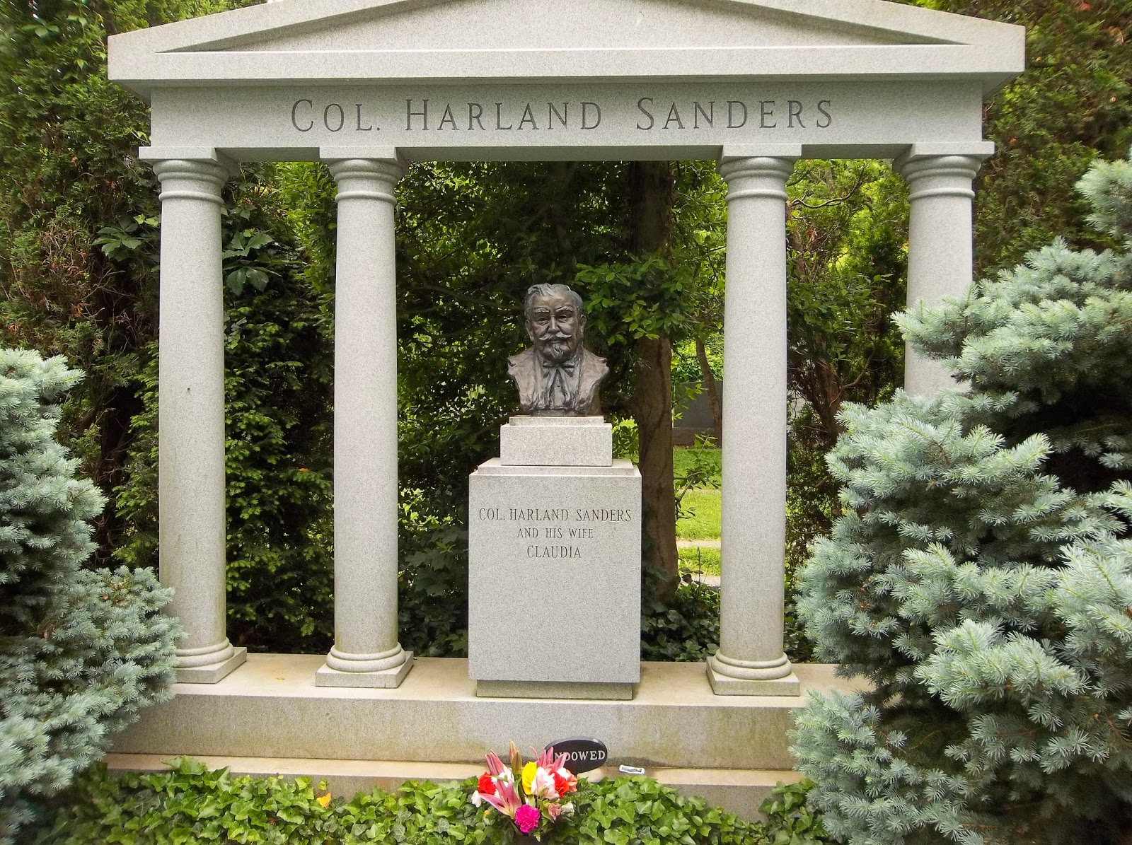 Travels of a Hobgoblin Taphophile: Colonel Sanders - Cave Hill Cemetery
