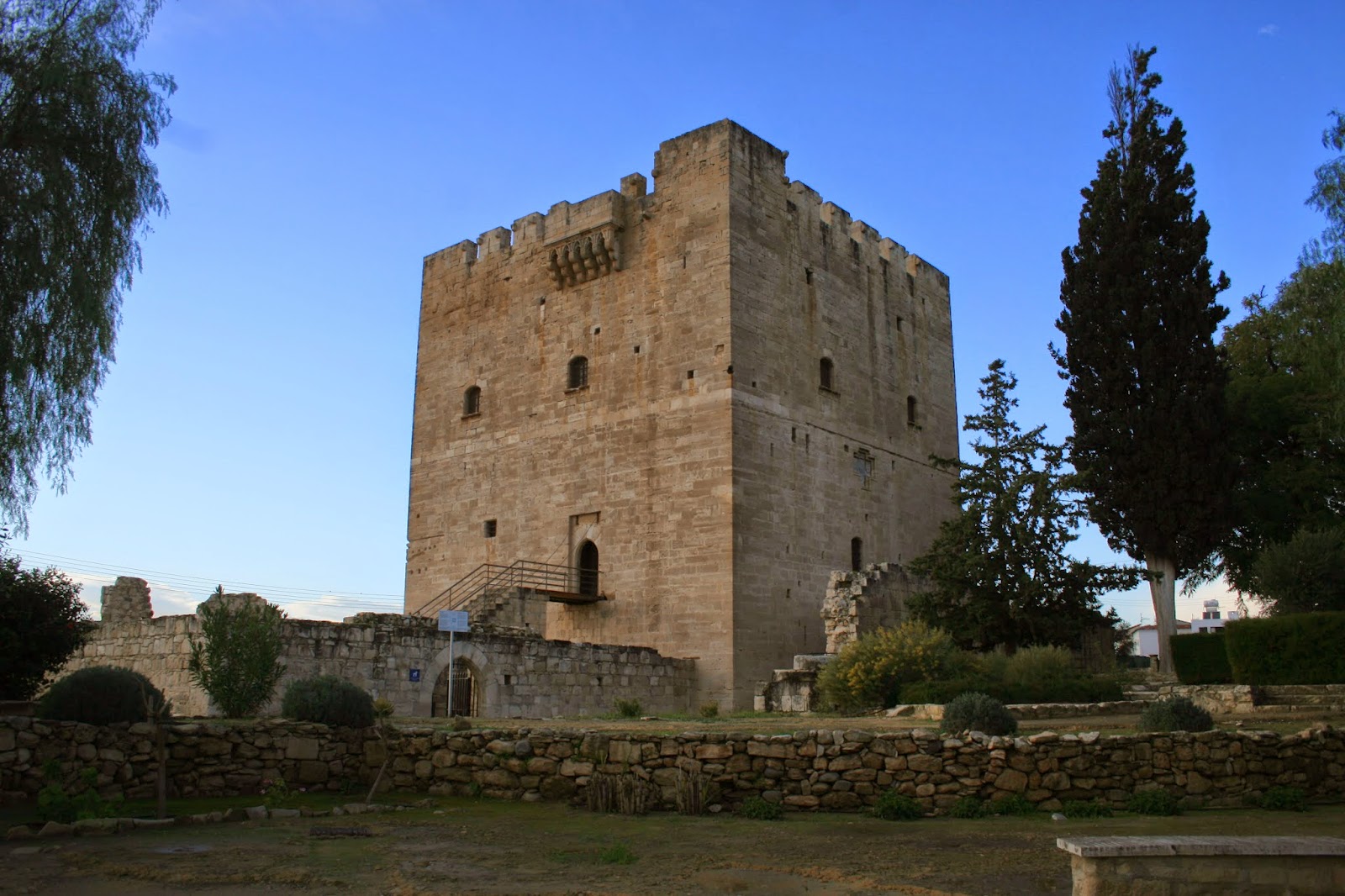 Defending the Crusader Kingdoms: Crusader Castles