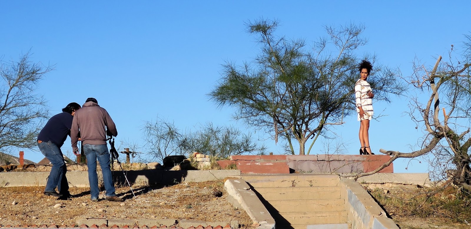 Living Rootless: El Paso: Steps to Nowhere #1: A Photo Shoot