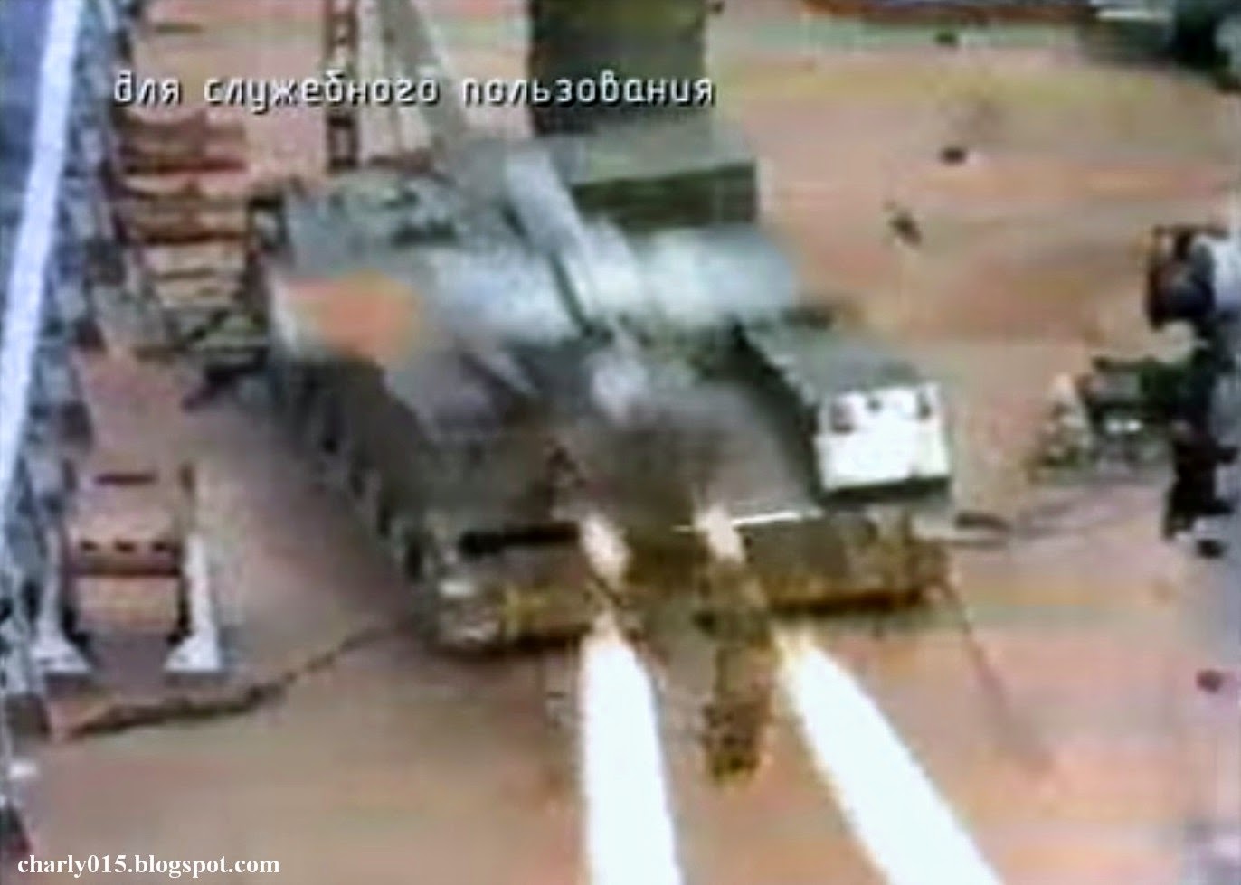 Análisis Militares: Cuando el Pchela despegó desde un buque ...