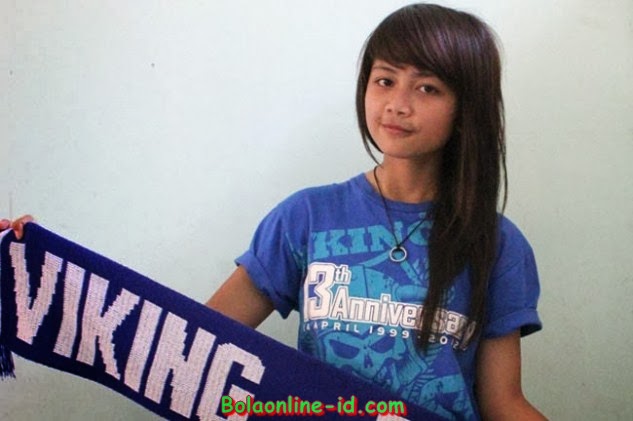 Galeri Foto Suporter Cewek Persib Bandung (Lady Vikers) | Prediksi Bola
