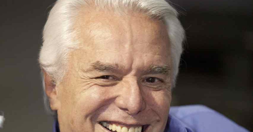 Enrique Guzmán presenta disco doble por su 50° aniversario - Noticias ...