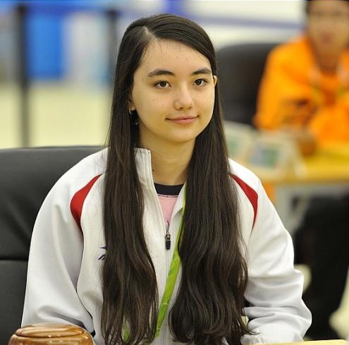 dongyoungsang닷컴: 대만 미녀 프로바둑기사 헤이자자 7단 黑嘉嘉 | Missingham Joanne Jia Jia