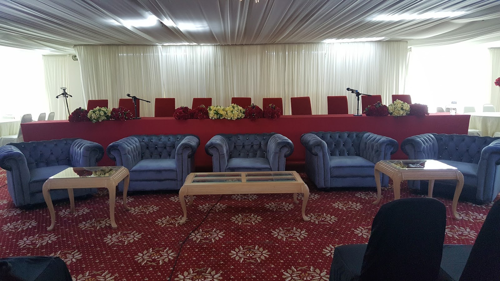 Kerusi Pelamin Untuk Di Sewa: Sewa Set Sofa VIP